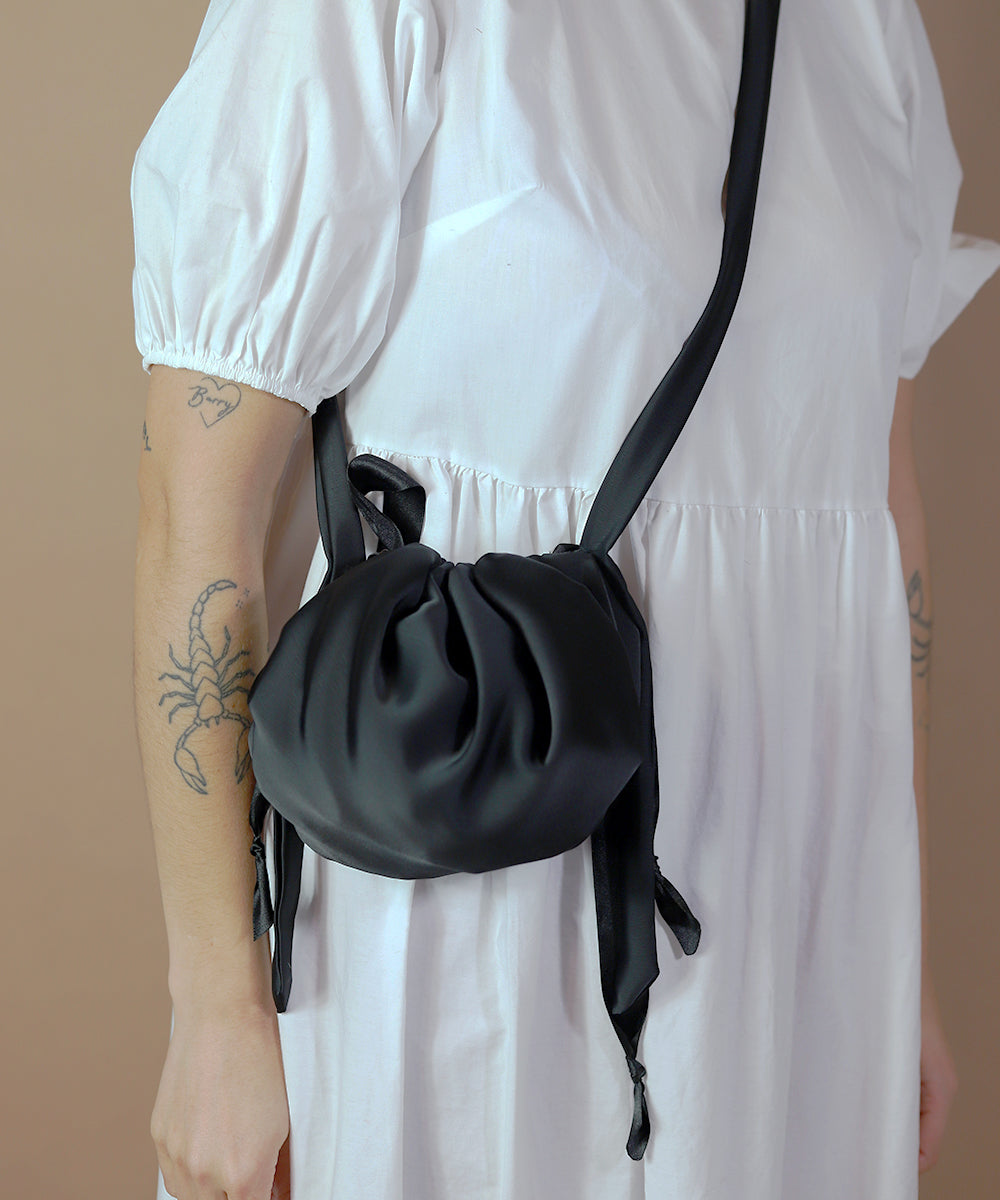 Pelagie in black satin – ROOP